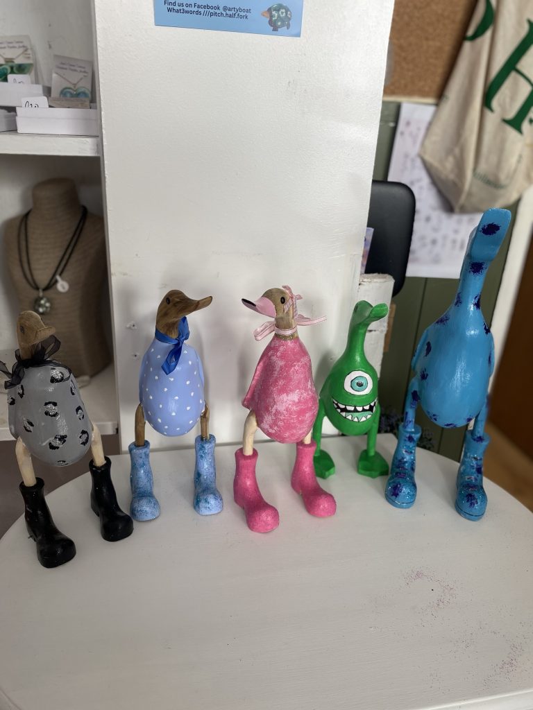 Fun things to do in Exmouth | Arty Boat Creative Workshops